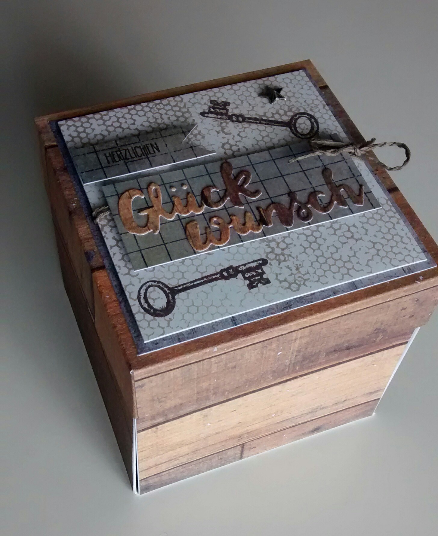 Explosions-Box zum Geburtstag – Darkflora